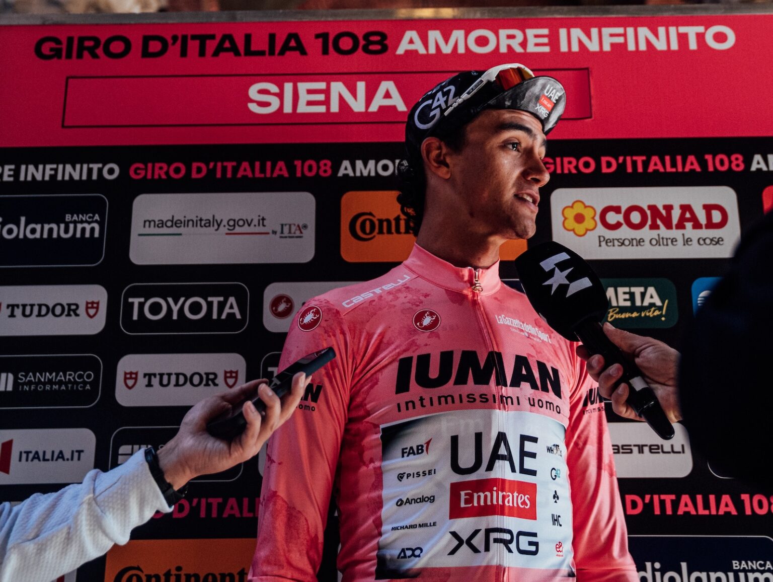 'Det er en drøm at være førende' – Giro d'Italia -leder Isaac del Toro ...