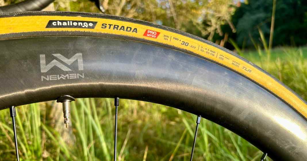 Racing Bike Tire Challenge Strada: Revideret version er lettere at ...